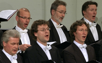 Watch Rossini - Petite messe solennelle online | Stingray Classica